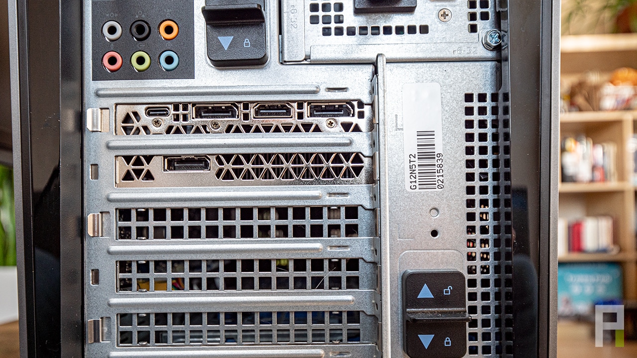 Test de l'Alienware Aurora R8 avec un écran 49" XXL incurvé : immersion ...