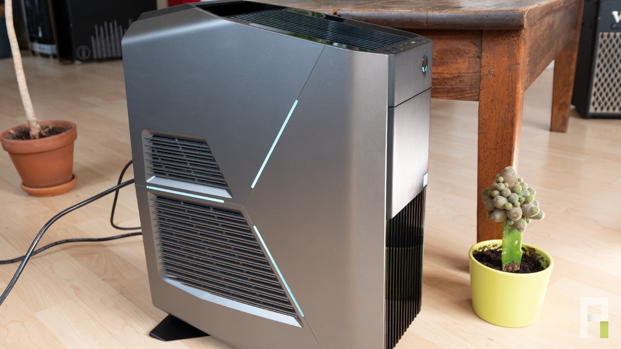 Test de l'Alienware Aurora R8 avec un écran 49" XXL incurvé : immersion ...