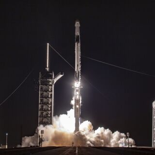 SpaceX : Elon Musk dévoile les projets de Starship, la fusée qui ...