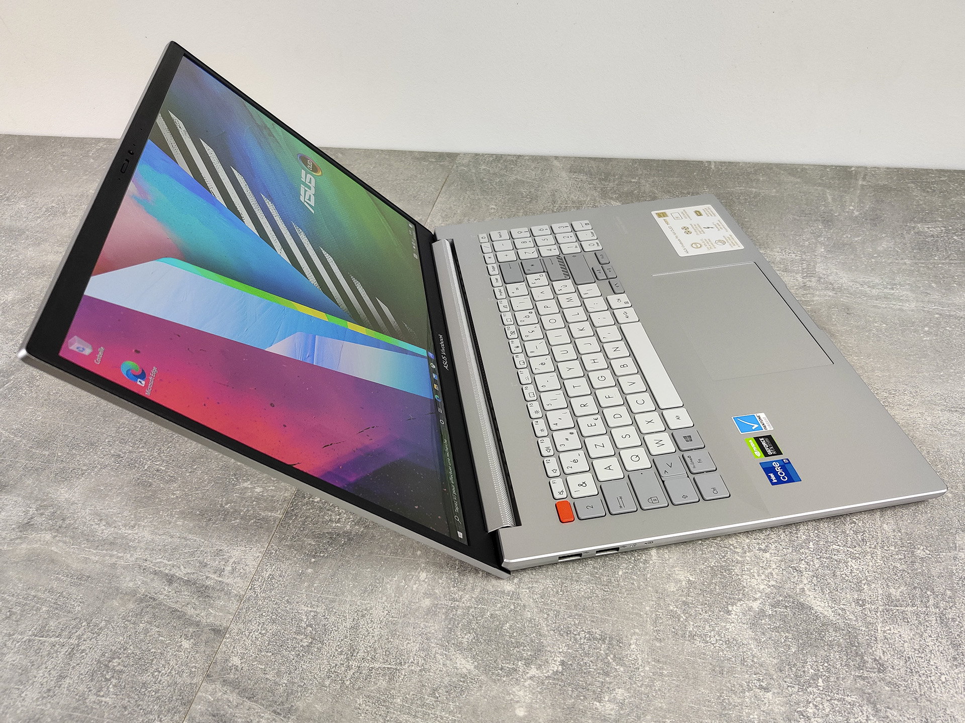 Test Asus Vivobook Pro 16X OLED : le PC idéal pour les créateurs de ...