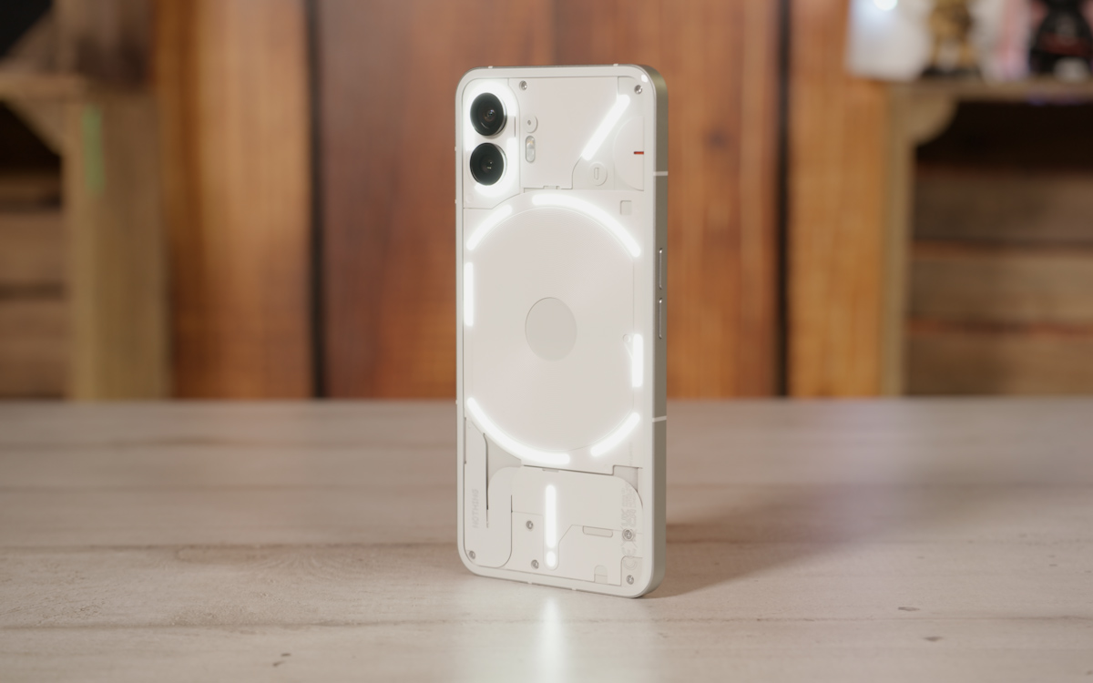 Test Nothing Phone 2 : un téléphone bourré d'idées lumineuses